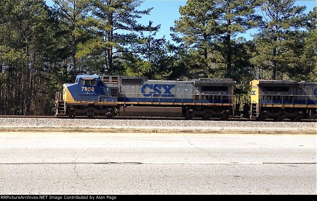 CSX C40-8W 7858